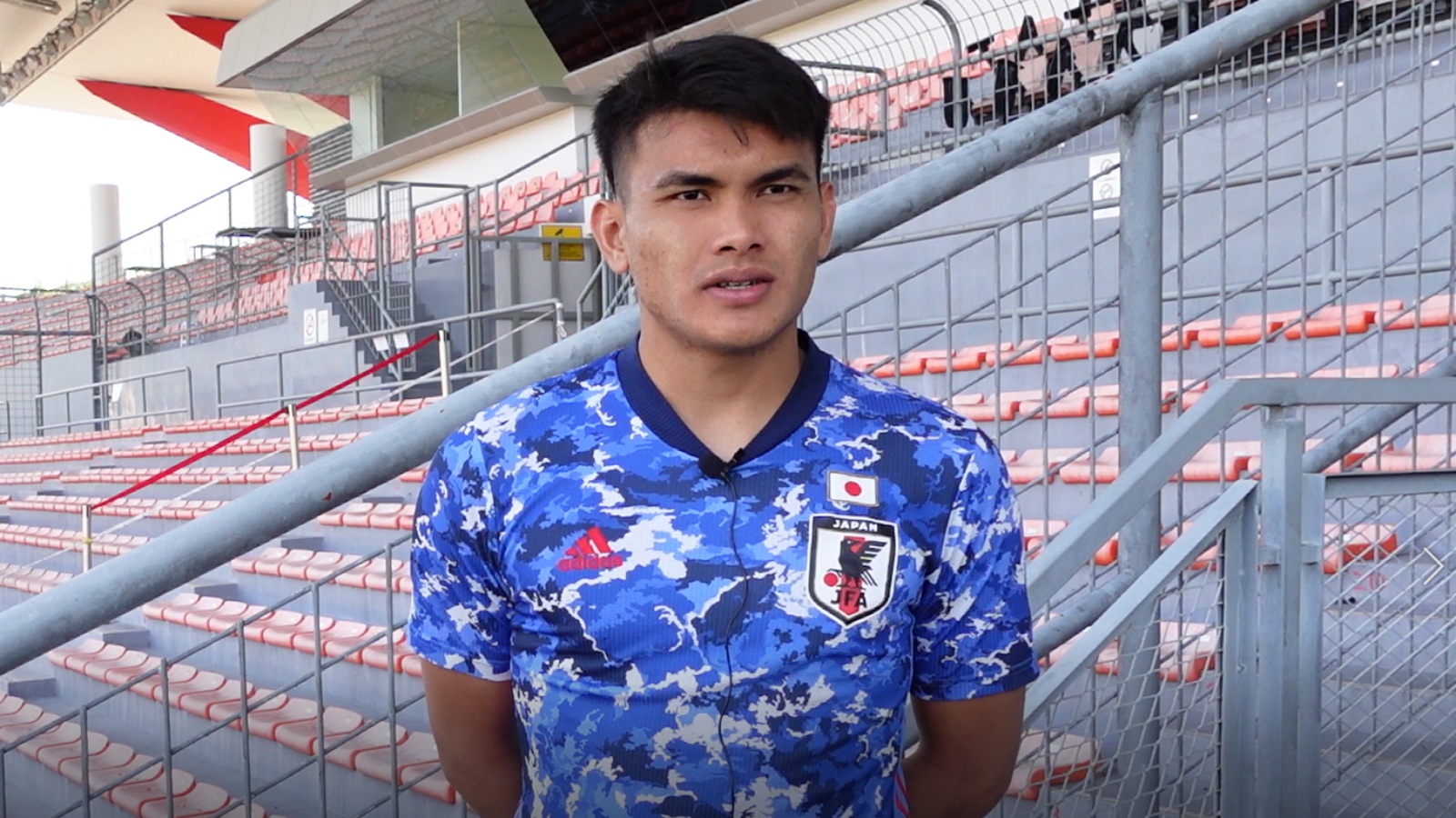 Azri Ghani akui berdepan saingan hebat rebut kesebelasan utama ...